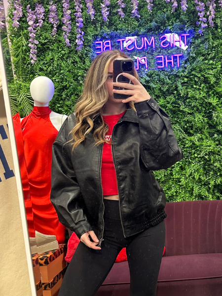 New Arrivals – on violet